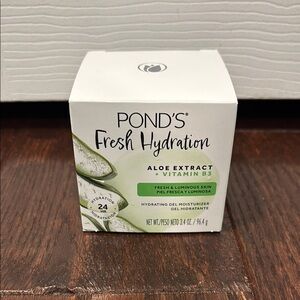 pond’s | Skincare | Ponds Fresh Hydration Aloe Extract Gel Moisturizer ...